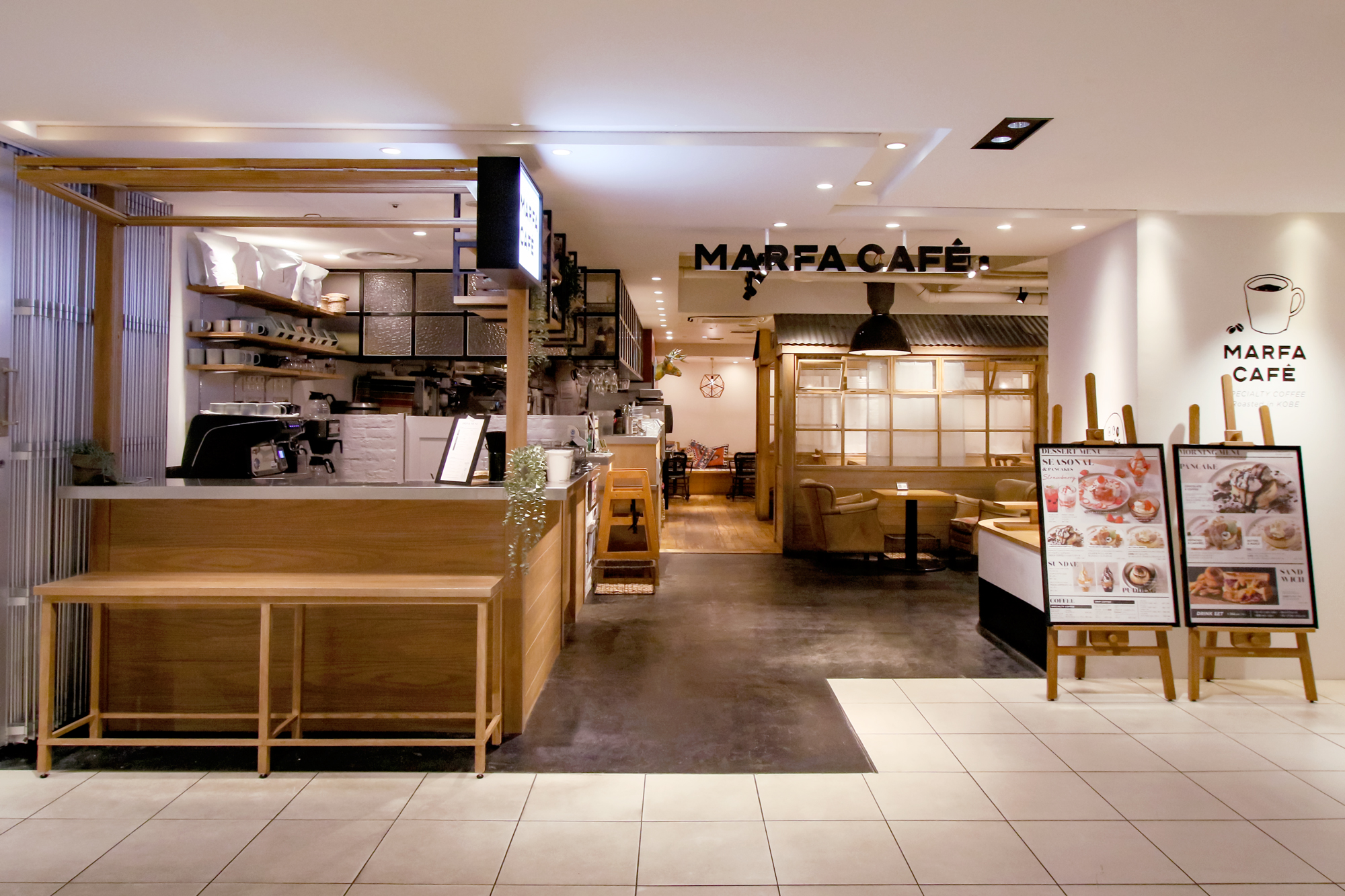 甘くとろける夏のごほうびパンケーキ!!「ピーチとマンゴーのパンケーキ」が横浜モアーズ3F MARFA CAFEから、7/23(水）より新登場 ...